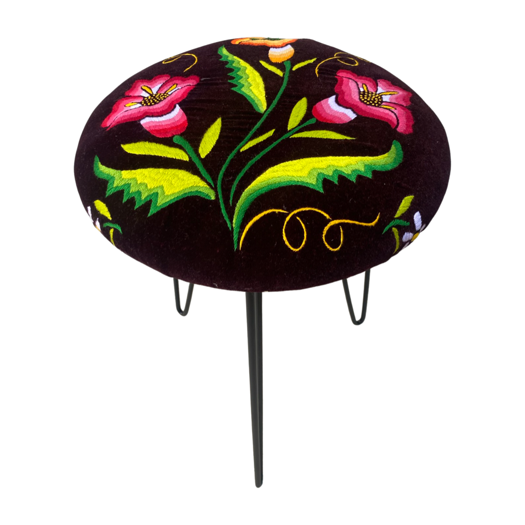Ariana stool 2– FolkProject
